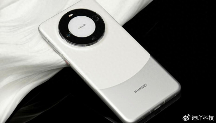 华为鸿蒙OS4.0再次发力：118版已来袭，但小艺AI大模型还在路上__财经头条__新浪财经