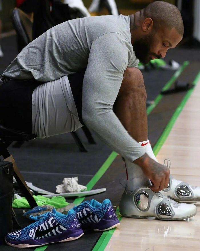 Nike经典球鞋回顾：Air Flightposite和Air Ultraposite依旧时尚