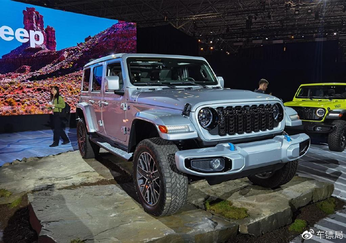支持外放电！新款Jeep牧马人实车亮相，车机升级，外观依旧硬派