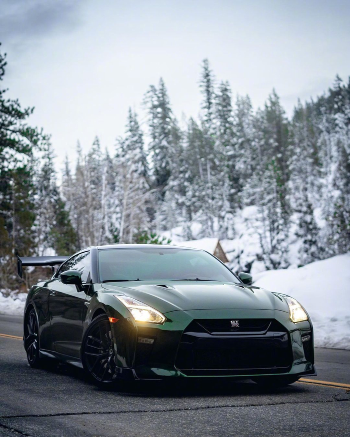 好帅气的战神GTR