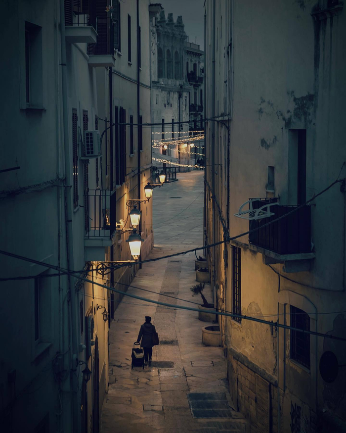 光与影的街头 | 意大利摄影师Li Fa