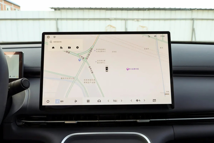 吉利银河星舰7 EV上市，800V快充+605km续航+Flyme Auto座舱|纯电SUV|银河星舰7纯电|屏幕尺寸|婴儿车|高压_新浪新闻