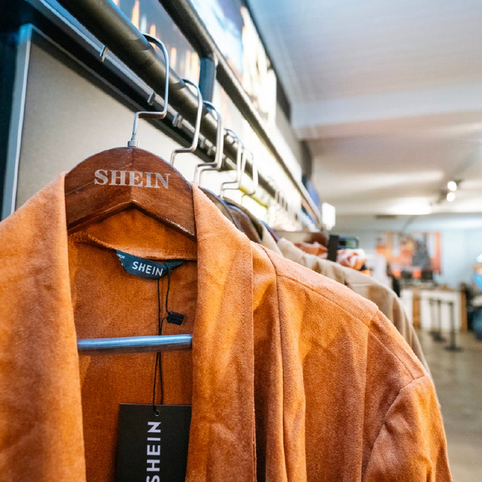成为美国增长最快品牌之一，“SHEIN模式”成了中国企业出海的新解法|品牌影响力|出海|解法_新浪新闻
