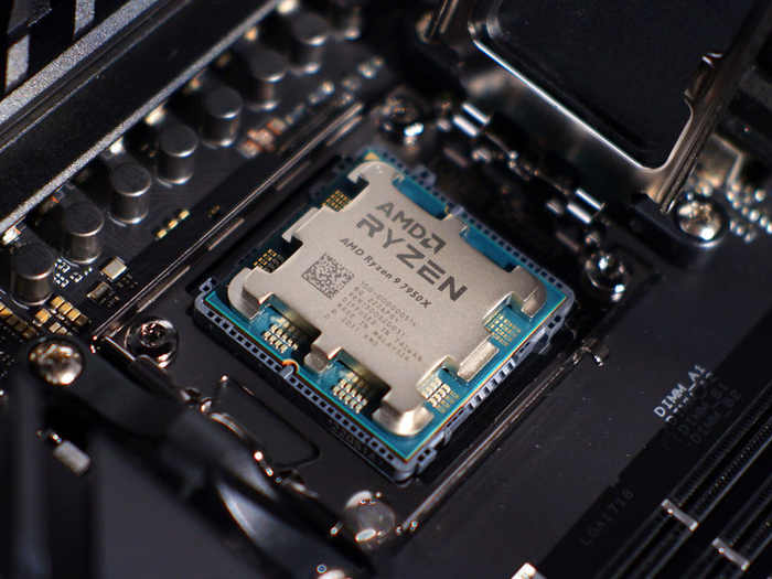 AMD锐龙9 7950X首发评测：Zen 4出击，多核心性能依旧锐不可当！