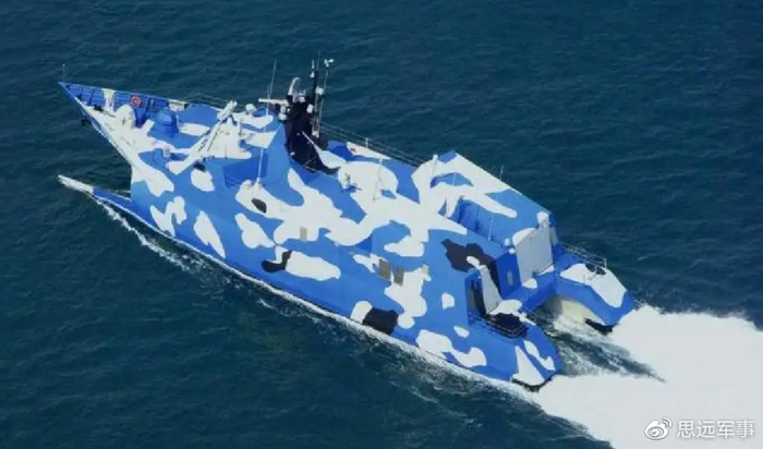 中国最科幻的战舰，022导弹艇重出江湖，航速50节能在海上飙船