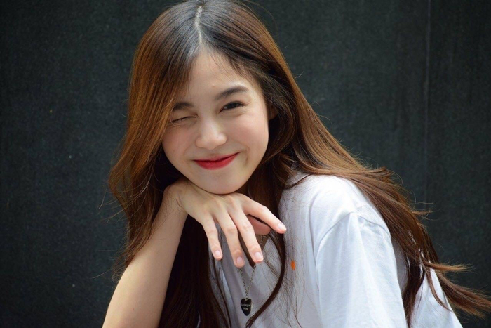 loverrukk 泰国00后甜妹__财经头条__新浪财经