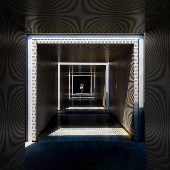 街头光与影 摄影丨Kai Hsiao__财经头条