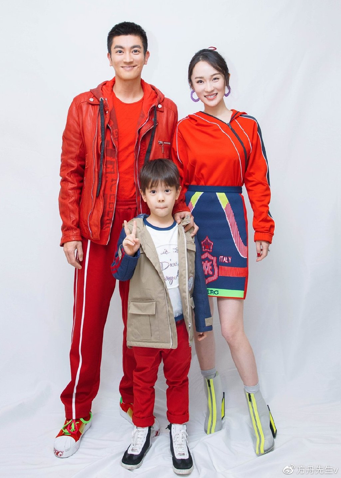 9岁嗯哼被指腺样体容貌后变自卑，承认自己不完美，自称会戴牙套