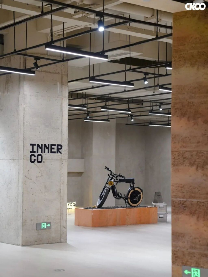 成都 COSMO 成为社媒流量关键词，INNERCO 是「磁极」|成都市|COSMO_新浪新闻