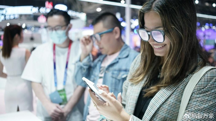 魅族携Flyme Auto、21系列及MYVU AR智能眼镜参加2024北京国际__财经头条__新浪财经