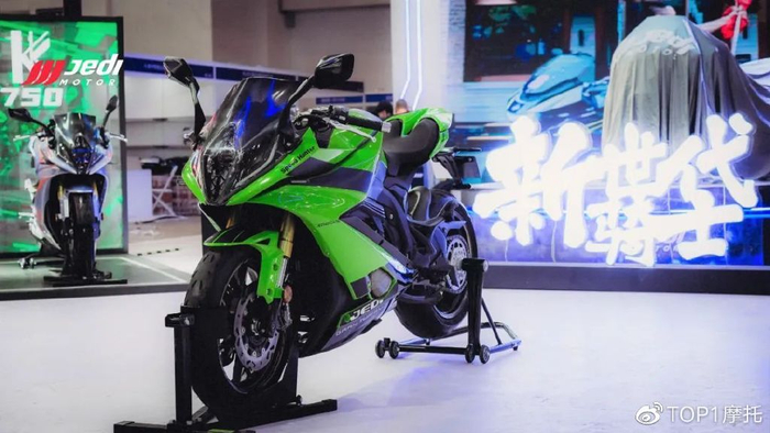 北京摩展丨杰迪麒麟750震撼登场，K750赛道版携车队首秀
