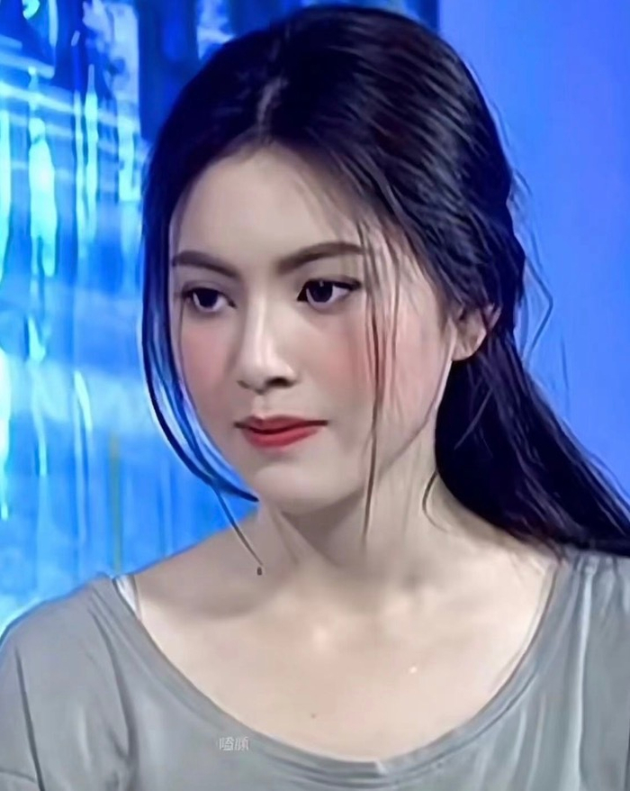 泰国第一神颜Mai 来浪姐补位了， 已到达长沙……