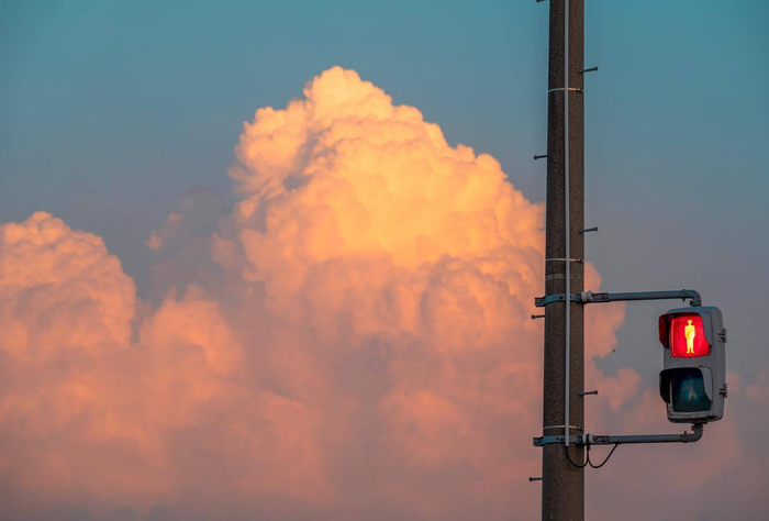 一起走进漫画里｜日本摄影师tomosaki摄影风格以自然、真实为主…__财经头条__新浪财经