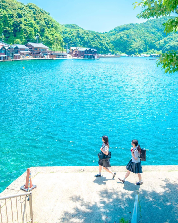 一起走进漫画里｜日本摄影师tomosaki摄影风格以自然、真实为主…__财经头条__新浪财经