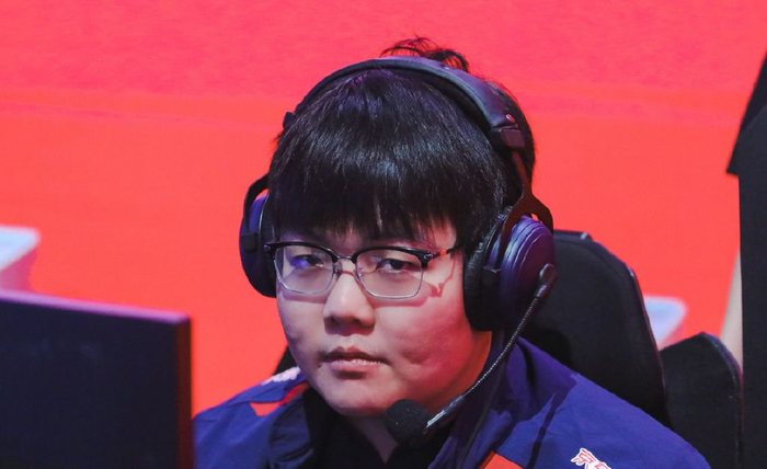 常规赛第一拱手让人？JDG爆冷不敌iG，但我觉得是好事