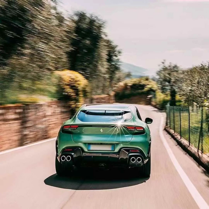 小米YU7正式发布前，法拉利发了一张图__财经头条