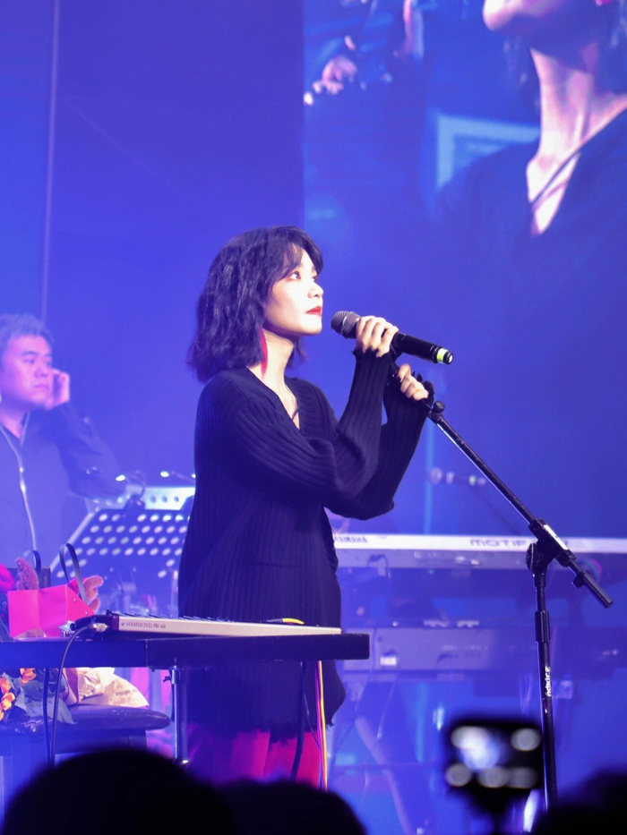 *房东的猫主唱王心怡