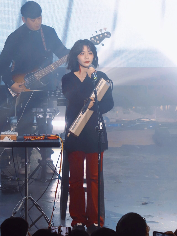 *房东的猫主唱王心怡