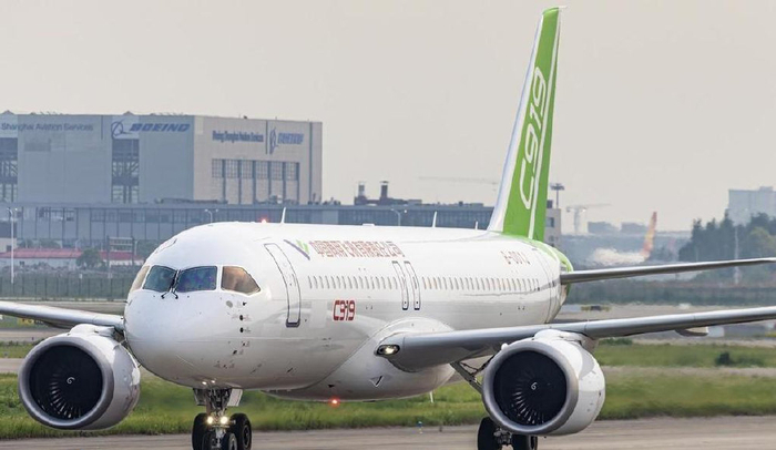 适航证不是保命符，波音737max或方向舵掉落，C919在新加坡展示__财经头条