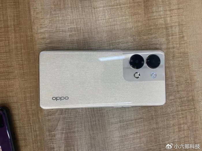 OPPO发力了：从2499跌至1899，还要啥千元机？__财经头条__新浪财经