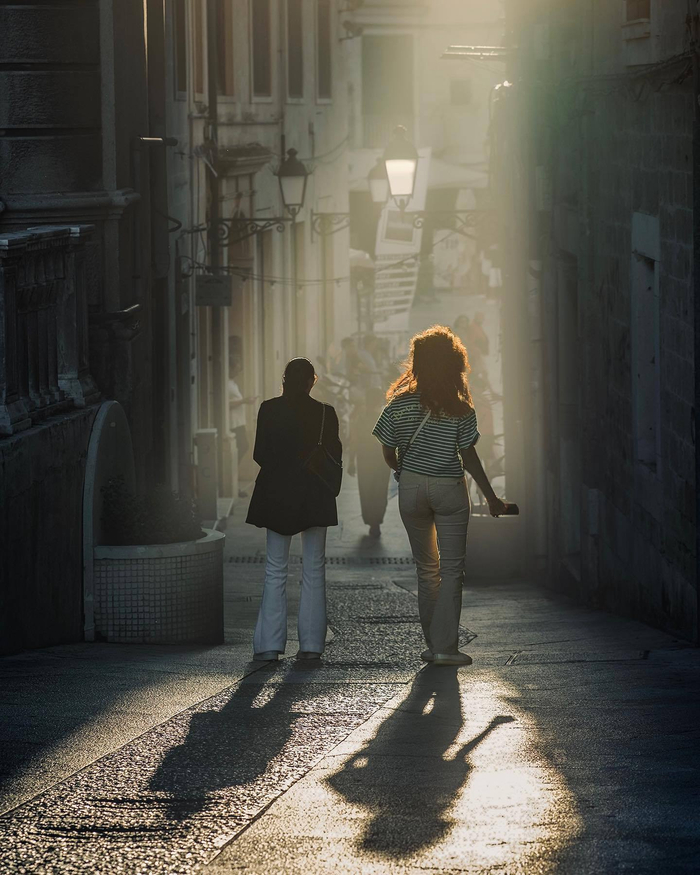 光与影的街头 摄影丨Li Fa