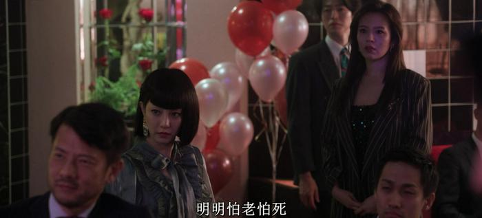 今天我们之所以欢聚在这里,是为了庆祝我们的好朋友的生日财经头条