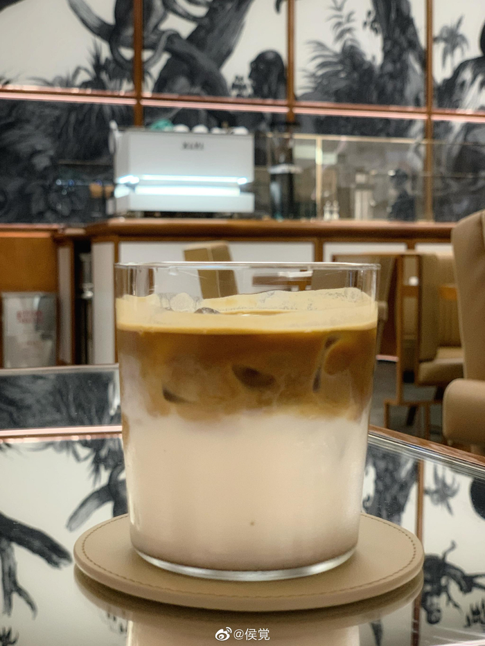 深圳探店｜亚洲首家BURBERRY咖啡馆Thomas’s Cafe在深圳万象城的Bur|Cafe|咖啡馆_新浪新闻
