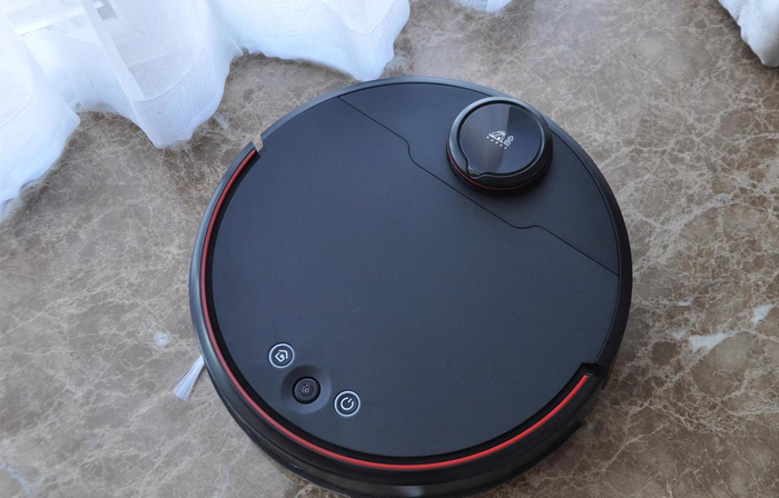 不止5000Pa大吸力！小狗旗舰新品扫地机器人R60测评