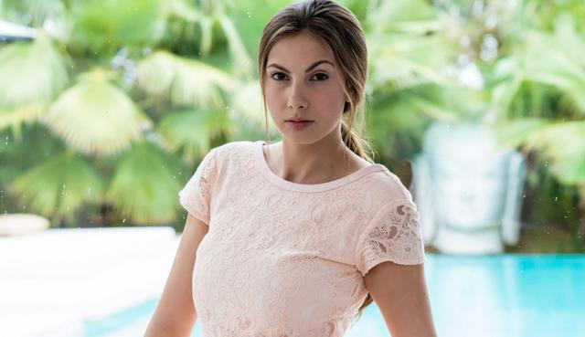 婉约与狂野气质并存的欧美女艺人康妮卡特|康妮|捷克共和国|女艺人