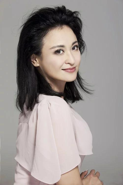 王璐瑶是哪里人 王璐瑶个人资料身高简介王璐瑶厨子当官古装新浪新闻