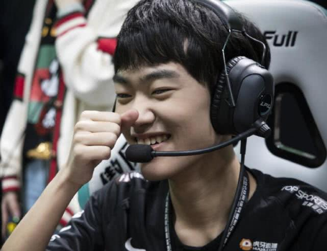 knight迎来生日，小米合伙人亲自送上祝福，还要免费送他一台手机