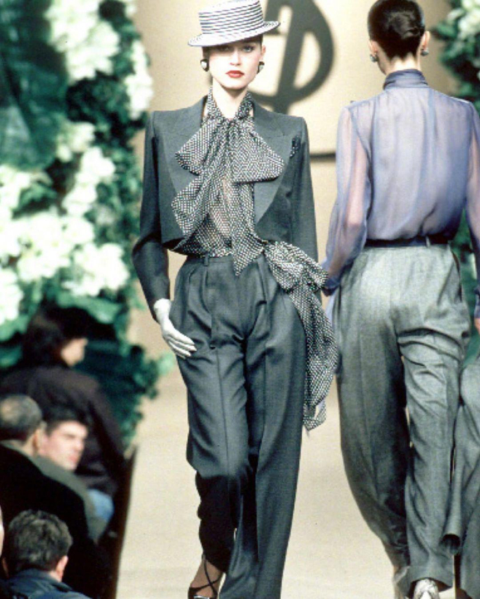 一起来回顾Yves Saint Laurent ｜Spring/Summer 1999 Couture 你