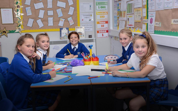 为什么要选择英国连读制学校(All through School)？