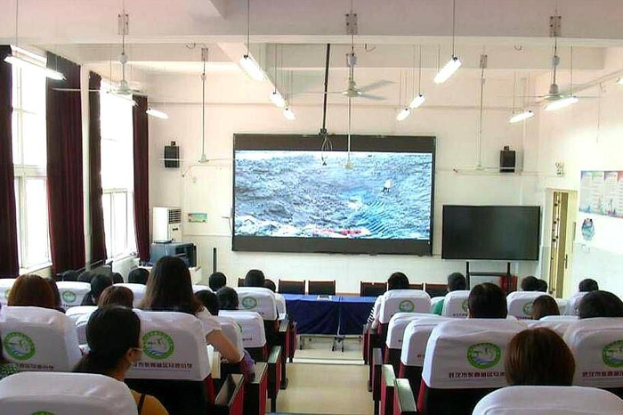 解决入学问题，武汉市东西湖区，今秋新增了2所公办小学
