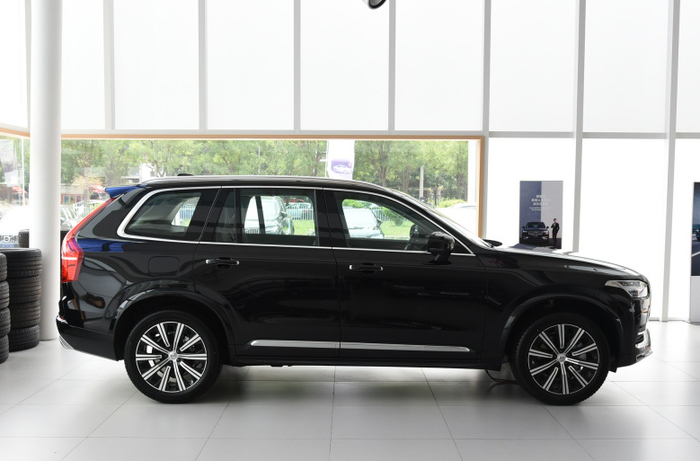 2021款沃尔沃XC90来了，全系2.0T+8AT配四驱，还有48V轻混系统
