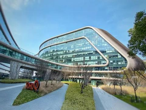 在城市中漫步，上海凌空SOHO，虹桥地区的地标建筑