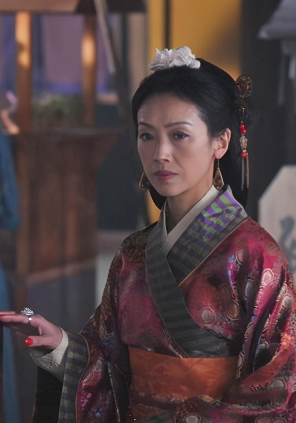 吴倩莲：退出影坛的她，原来最像避世而居的小龙女