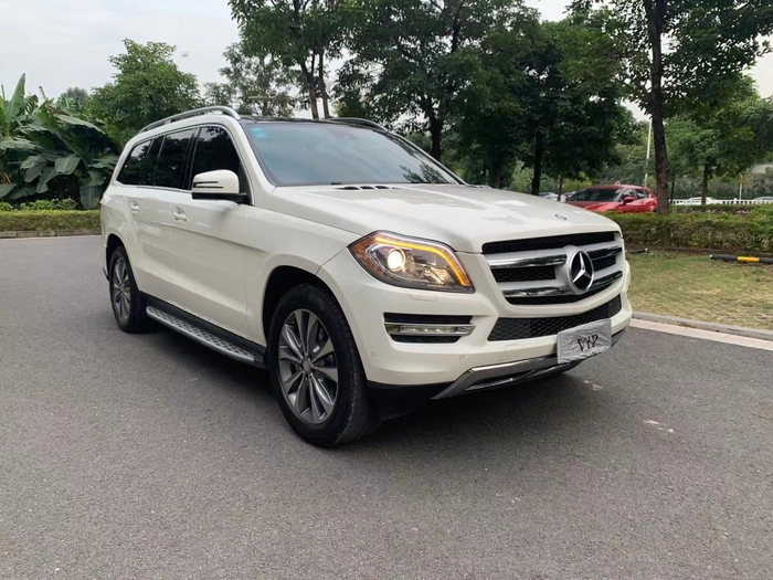 16款奔驰GL350售价27万，奢华大气，科技感强，省油利器