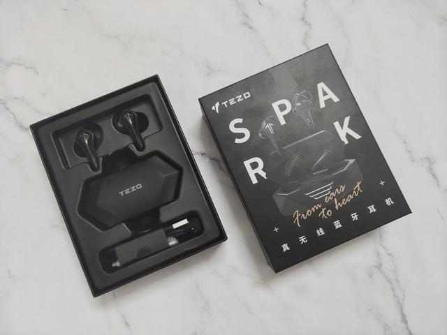 游戏装备新选择，炫酷、低延迟—Tezo Spark 电竞耳机__财经头条__新浪财经