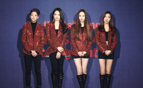 fx出道7年才有粉丝名，SM新女团是“亲女儿”，未出道就安排上了