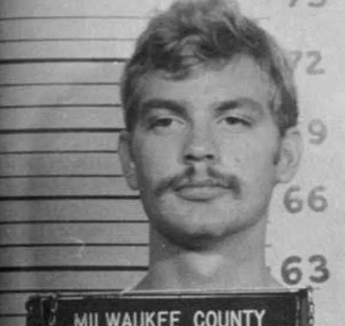 虐杀80多只流浪猫，这特么还大学生呢？|流浪猫狗|虐待动物_新浪新闻