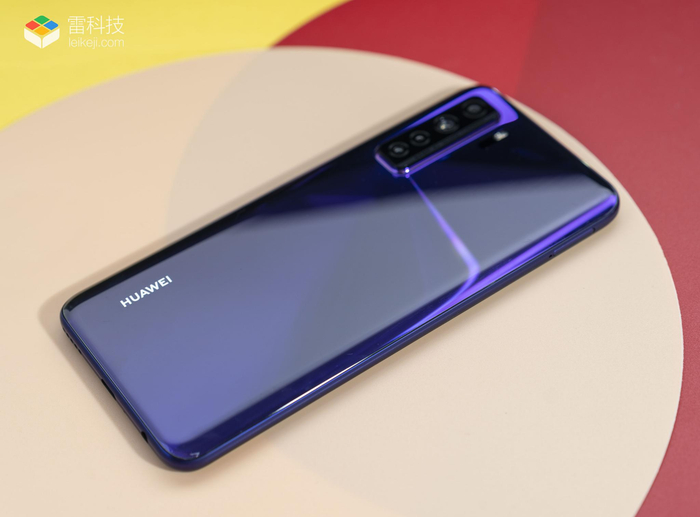 2000档潮美新机：nova7 SE图赏 颜值与实力并存|新机|华为_新浪新闻