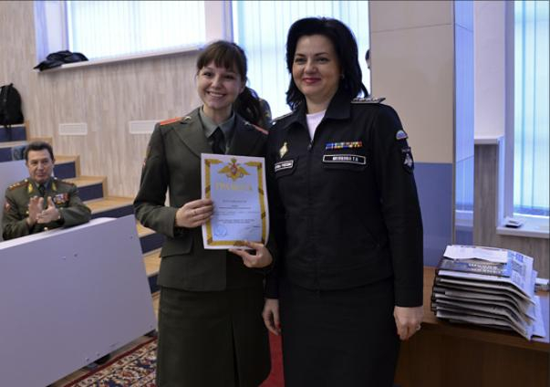 杰出妇女的代表，俄军大将的传奇故事亮点颇多|国防部_新浪新闻