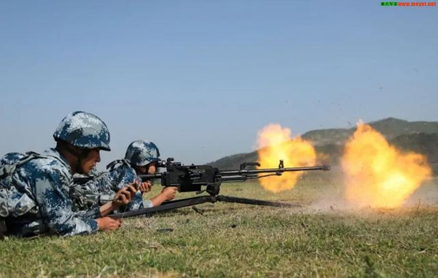 世界上最轻、最准、杀伤力最大12.7机枪大规模列装我军集团军