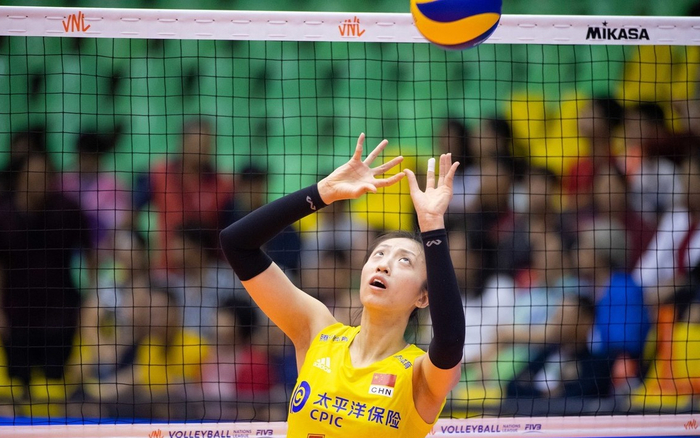 排球的二传手为什么叫二传手？二传手是决定进攻球员的吗？