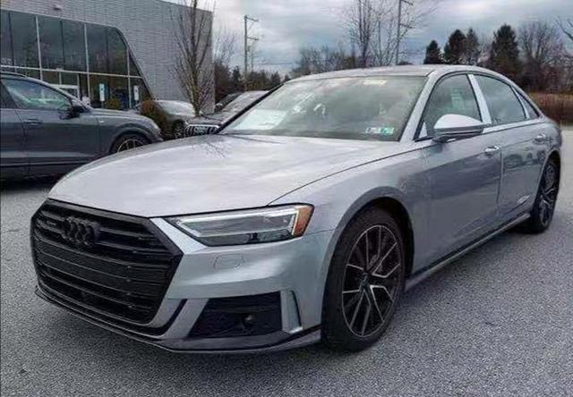 中期改款奥迪A8曝光，立体大中网+3.0T，空间与新款奔驰S级看齐