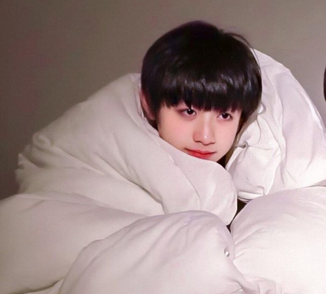 zzx是哪个明星的缩写?一般为张子萱、赵忠祥、朱志鑫、朱梓骁