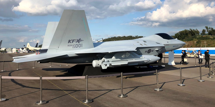 KF-X开展原型机组装，据传性能超越F35，立足联合研发！