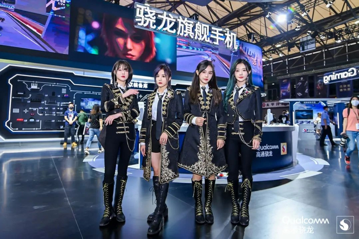 看完今年的ChinaJoy，这些细节比长腿Coser小姐姐还刺激！__财经头条__新浪财经