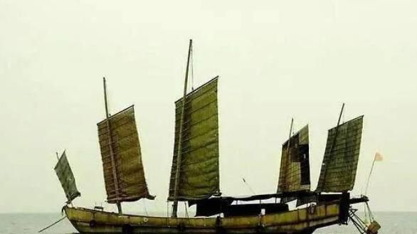 浅析神秘古埃及建制船只的起源及其演进